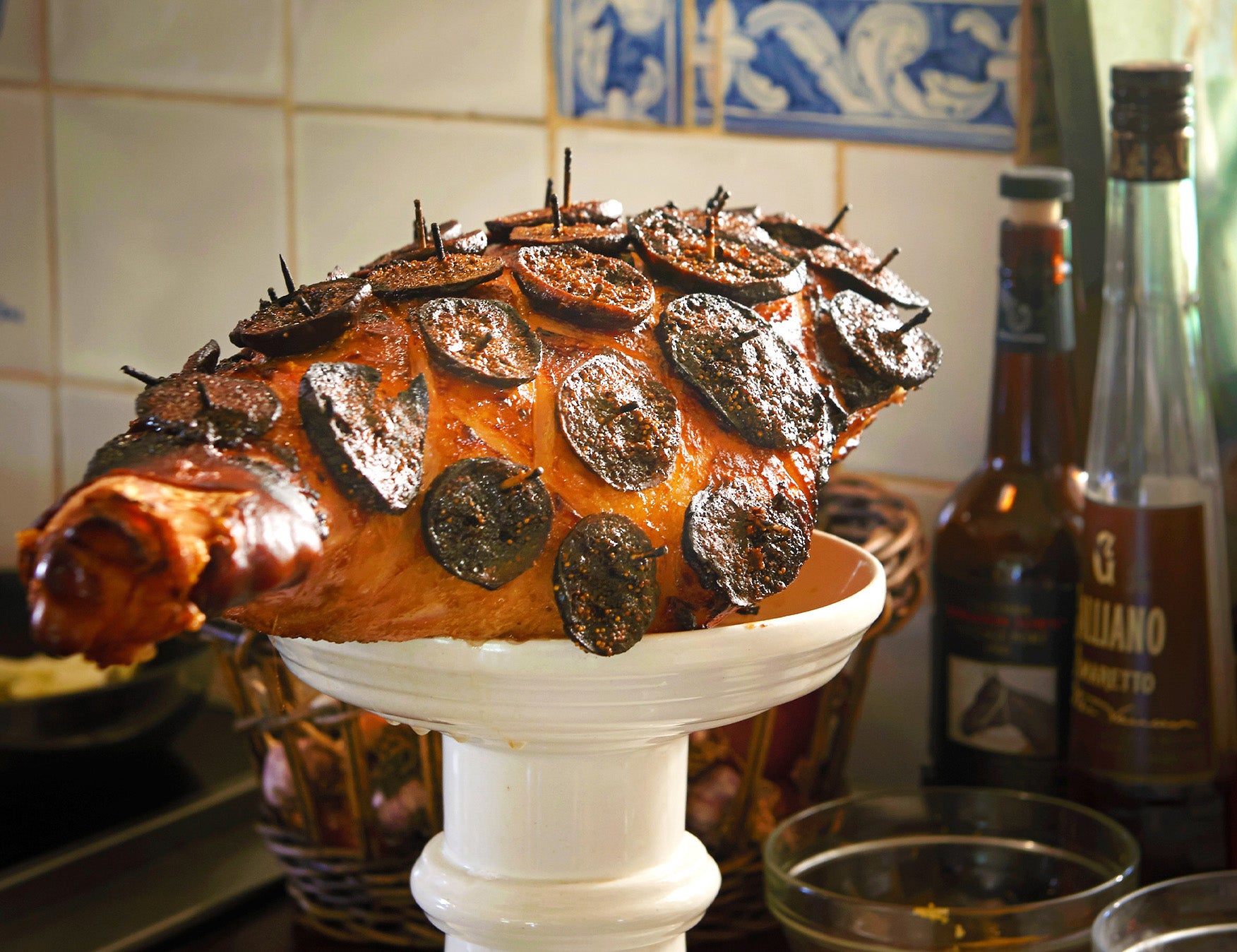 Pickled Fig Glazed Ham Recipe | Maggie Beer